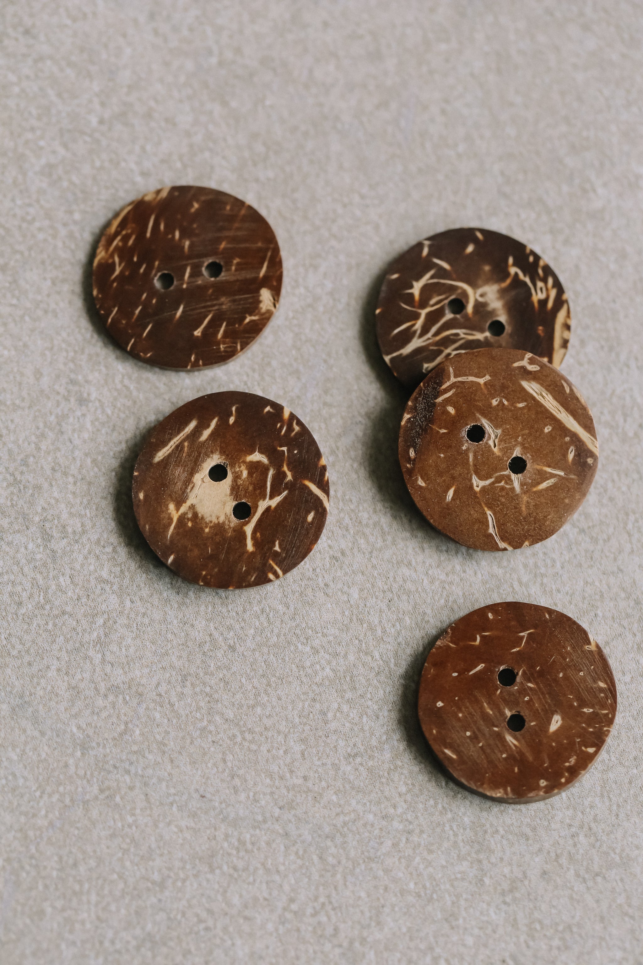 Coco Buttons – ANTHILL Fabrics